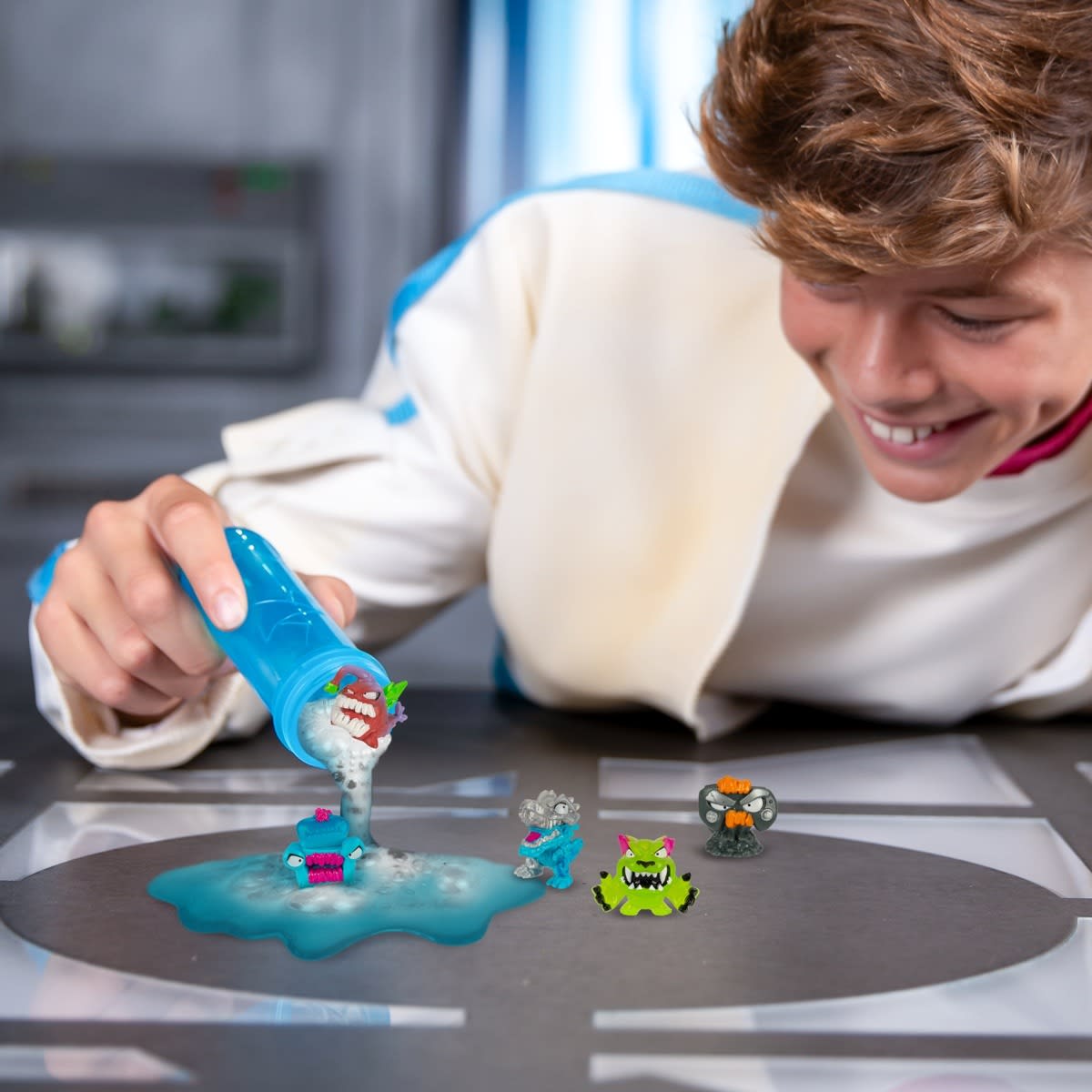 5 Pack MrBeast Lab Swarms, Lab Pack, Experiment to Create Your Swarms, Mix, Shake, Create ...