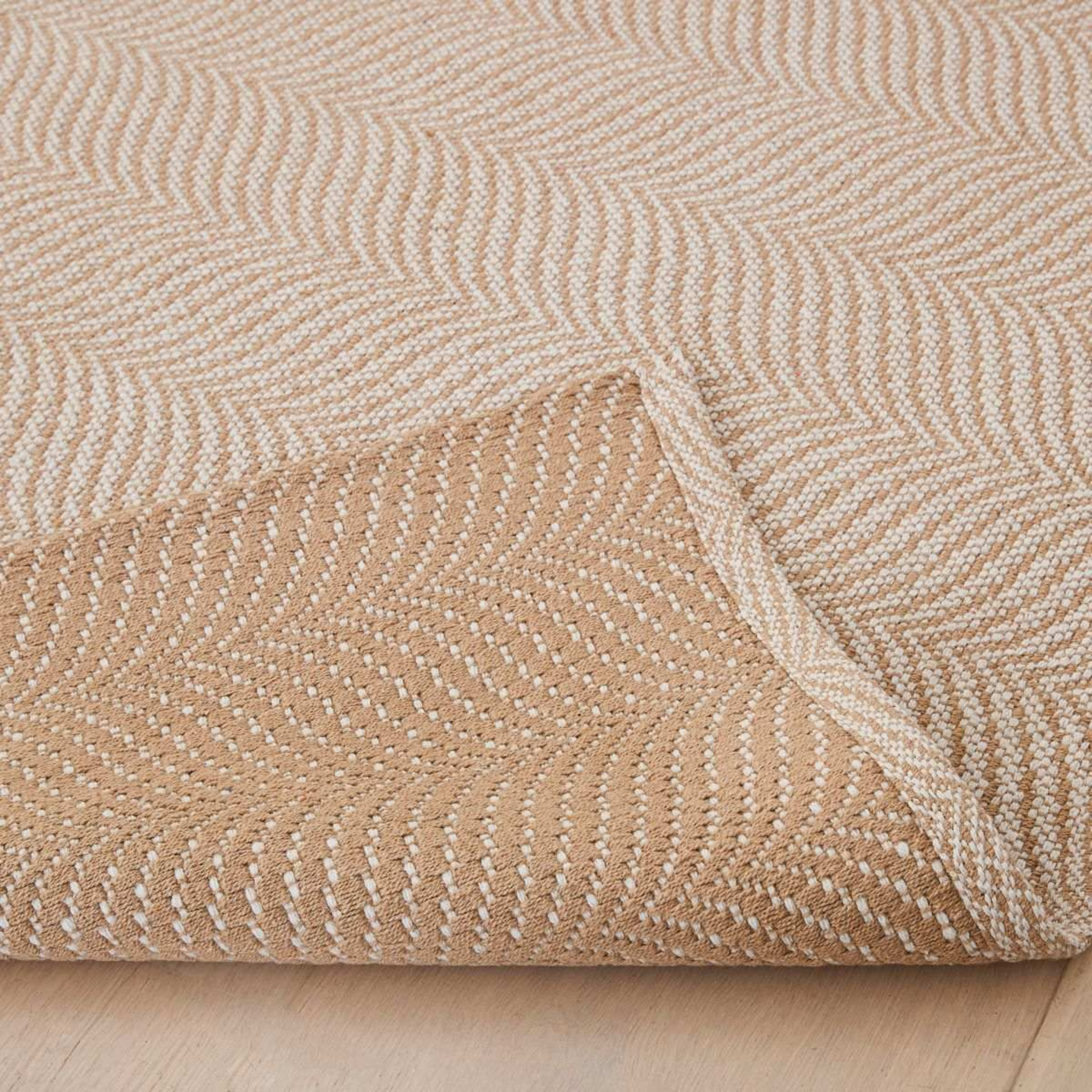 Wave Rug - Large - 235cm x 160cm - Kmart
