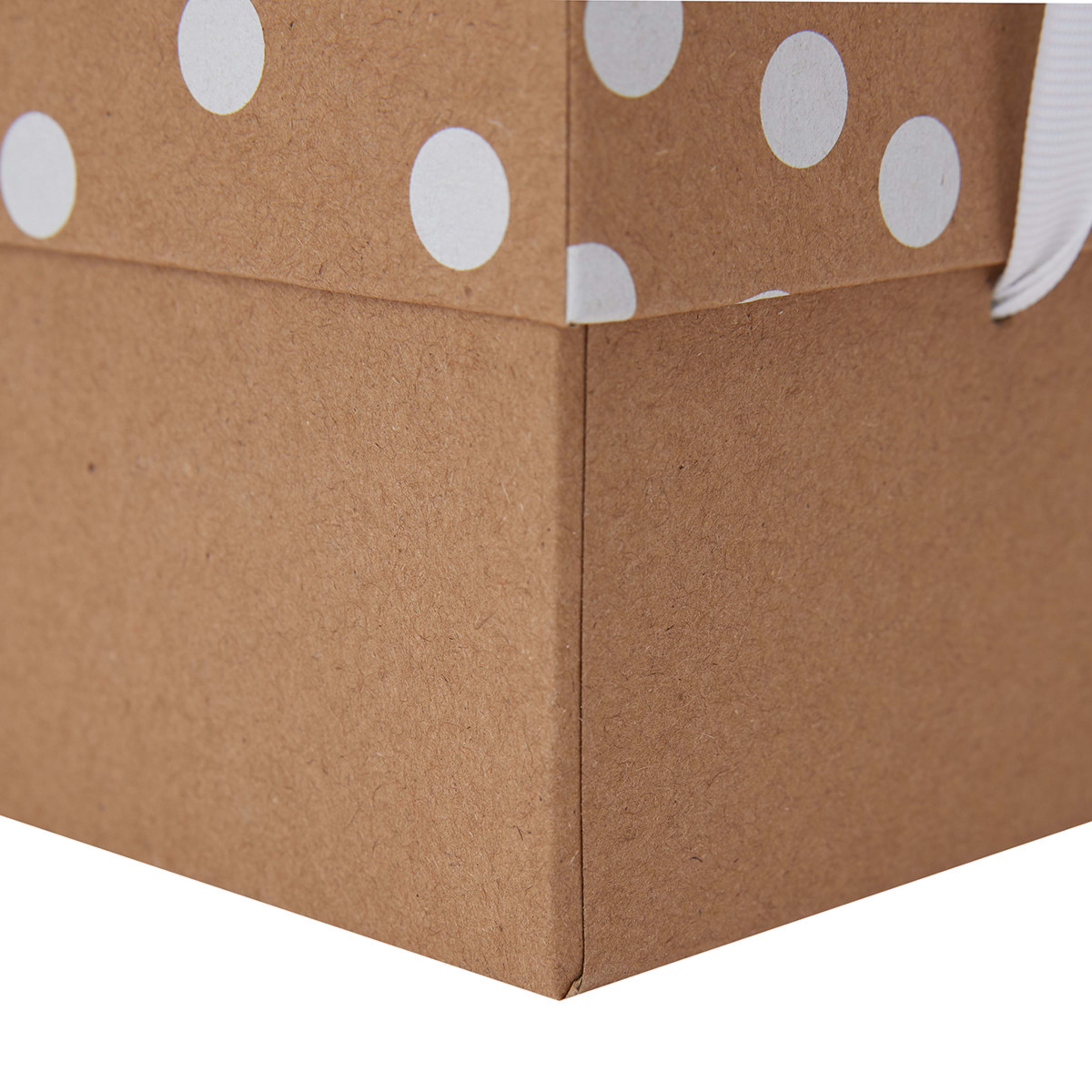 Box with Tag & Ribbon - Kmart