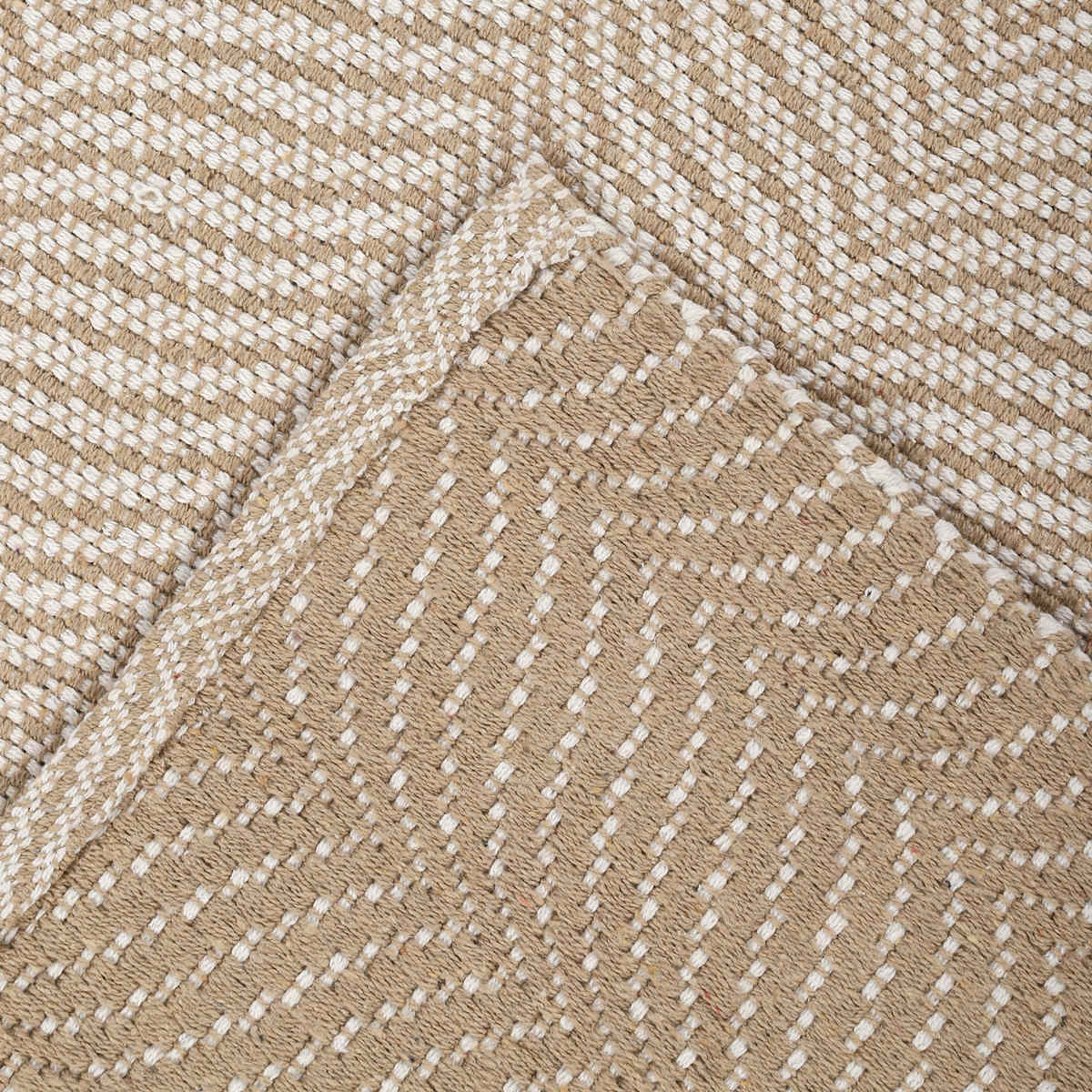 Wave Rug - Medium - 180cm x 133cm - Kmart NZ