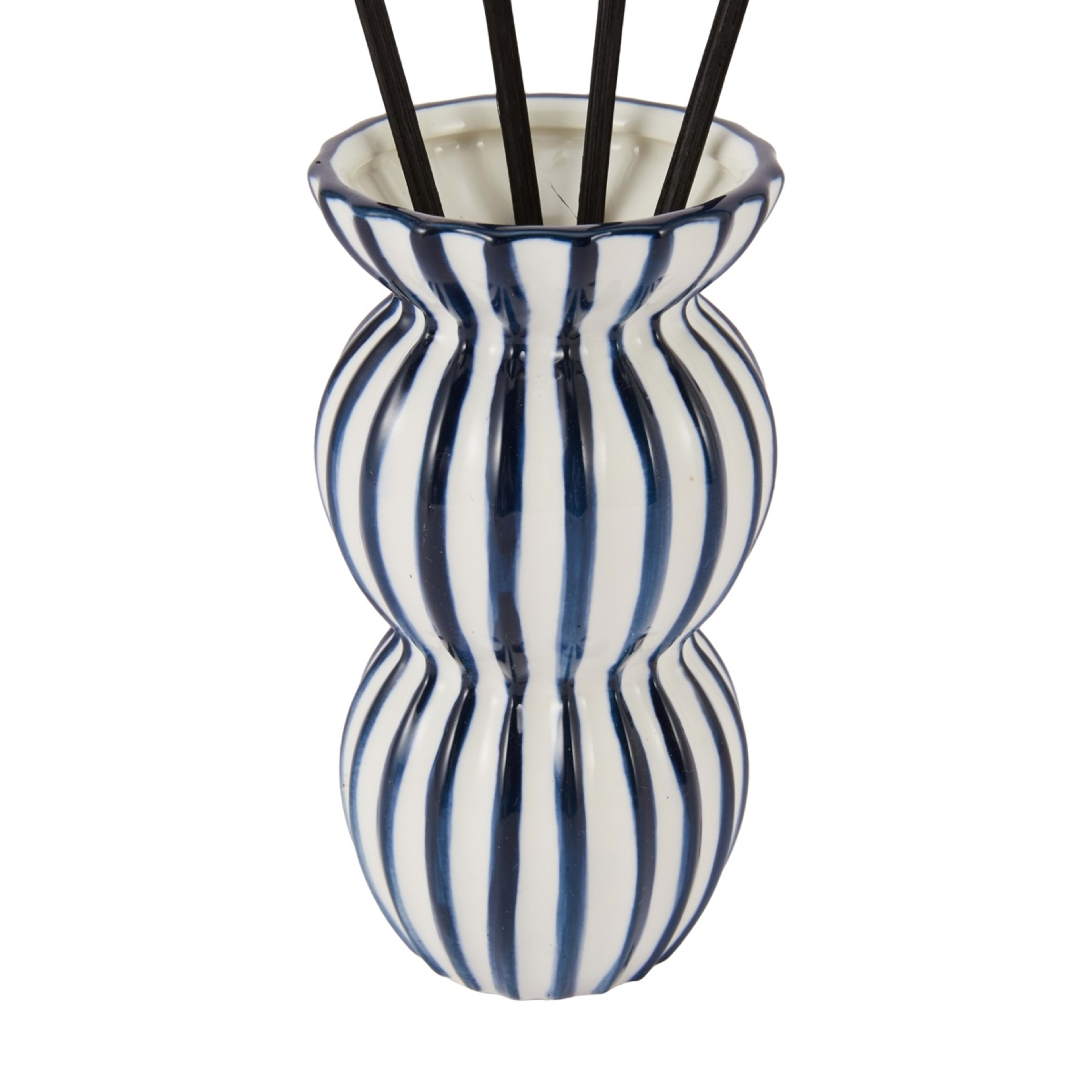 Stripe Ceramic Reed Diffuser 150ml - Kmart