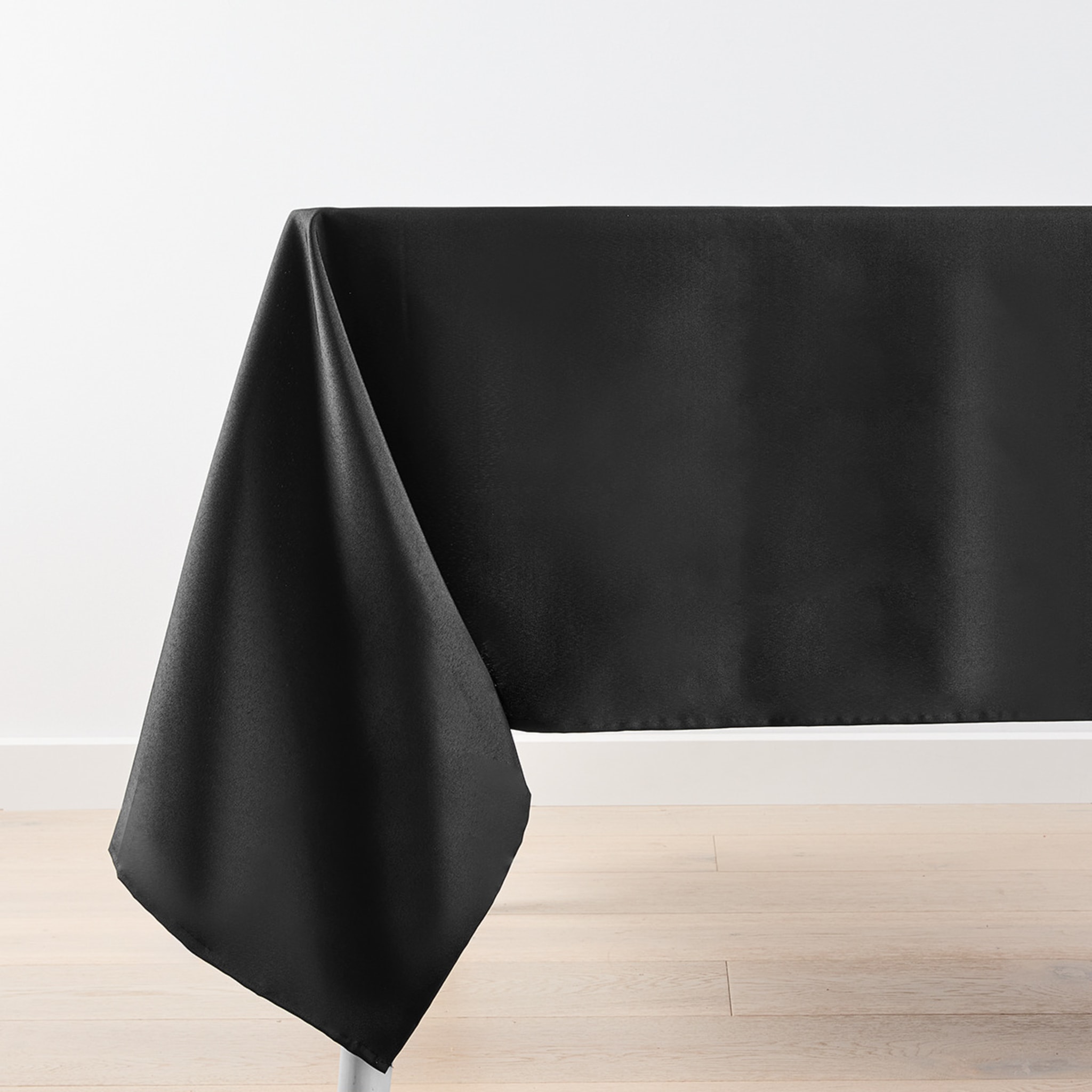 Black Tablecloth - Kmart