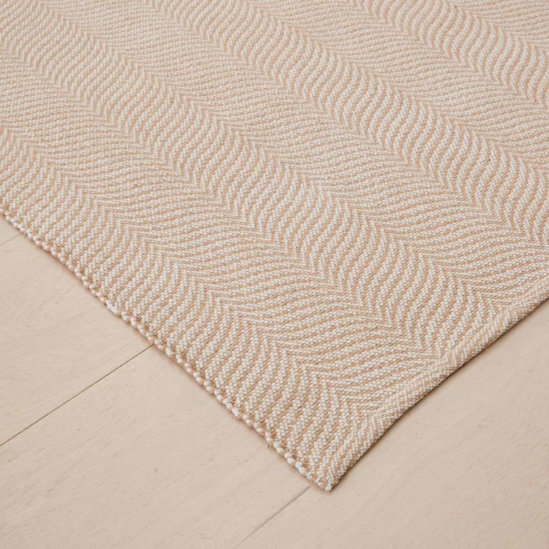 Wave Rug - Large - 235cm x 160cm - Kmart
