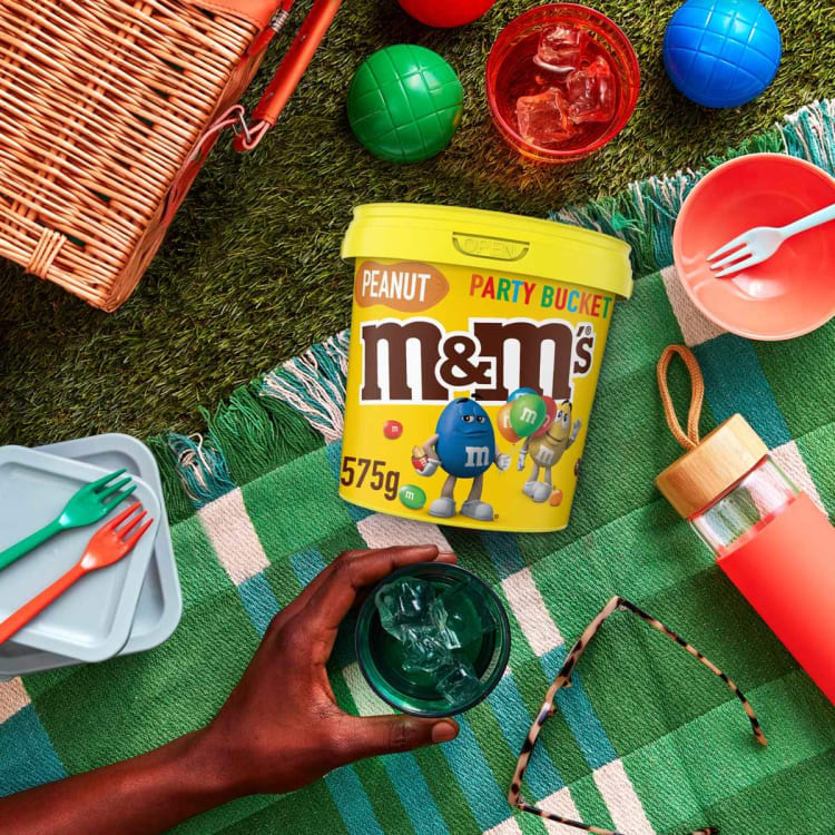 M&M's Peanut Party Bucket 575g - Kmart