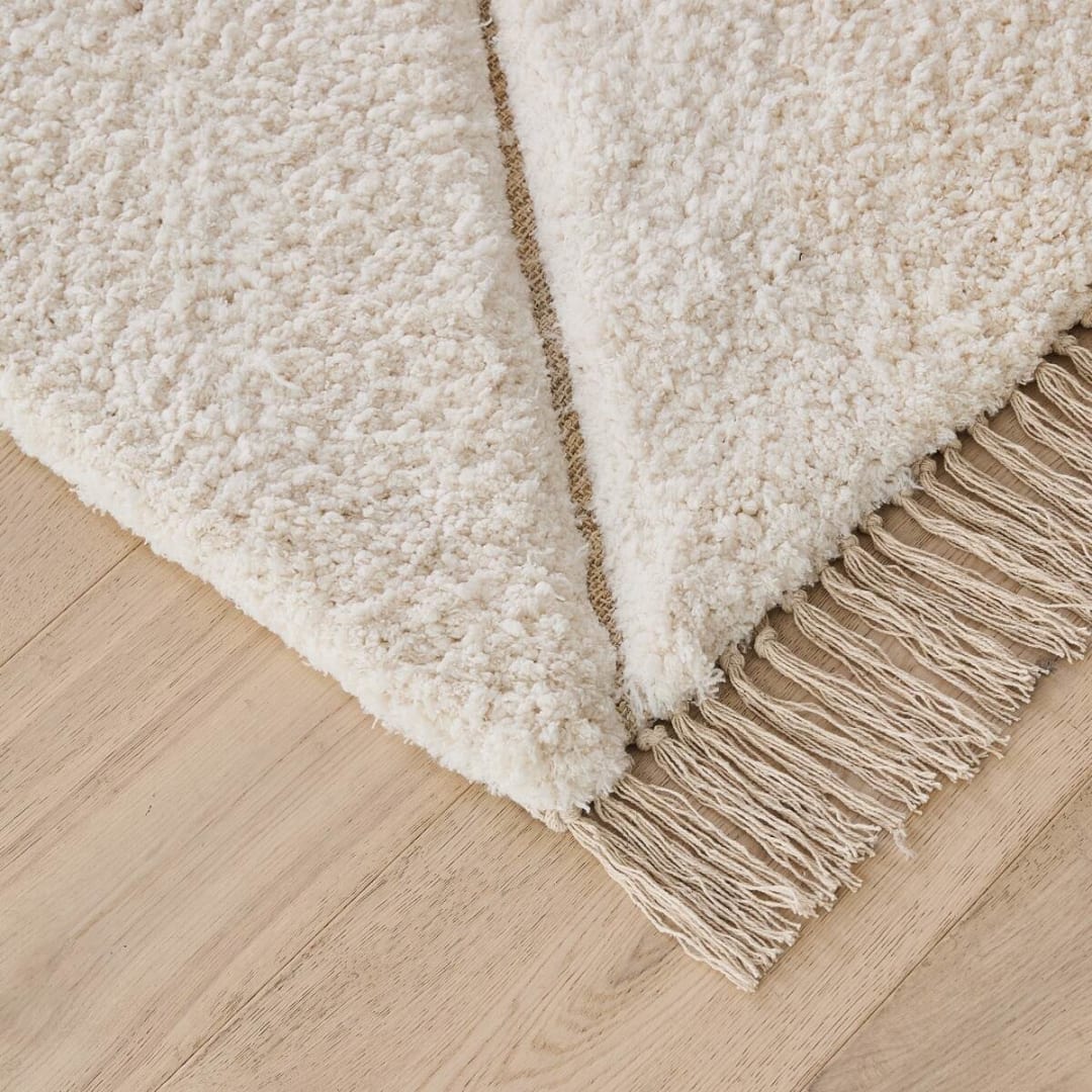 Sophia Rug - White, Large - 235cm x 160cm - Kmart NZ