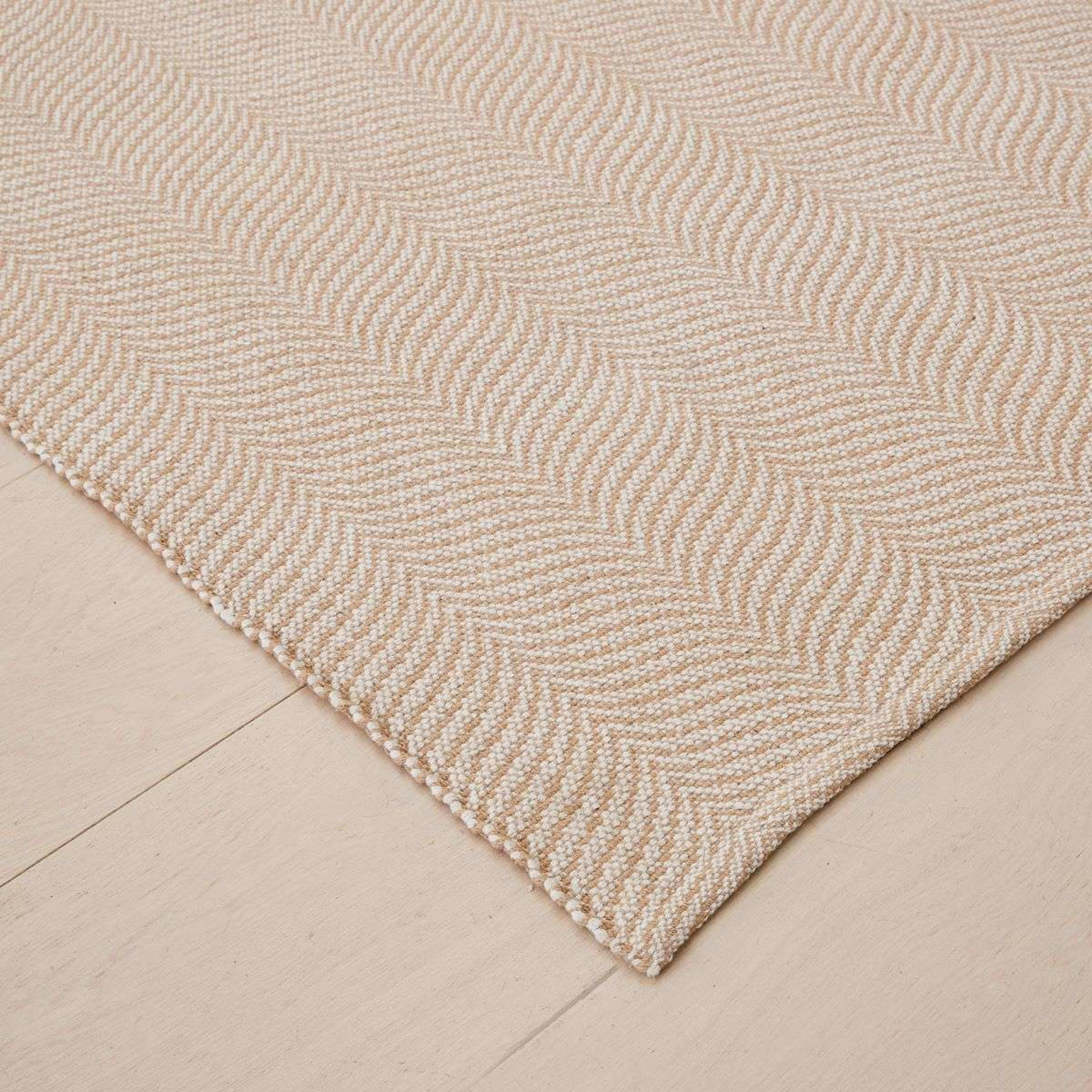 Wave Rug - Large - 235cm x 160cm - Kmart
