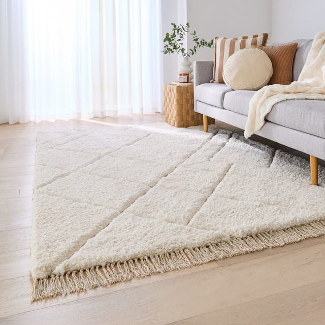 Sophia Rug - White, Large - 235cm x 160cm - Kmart