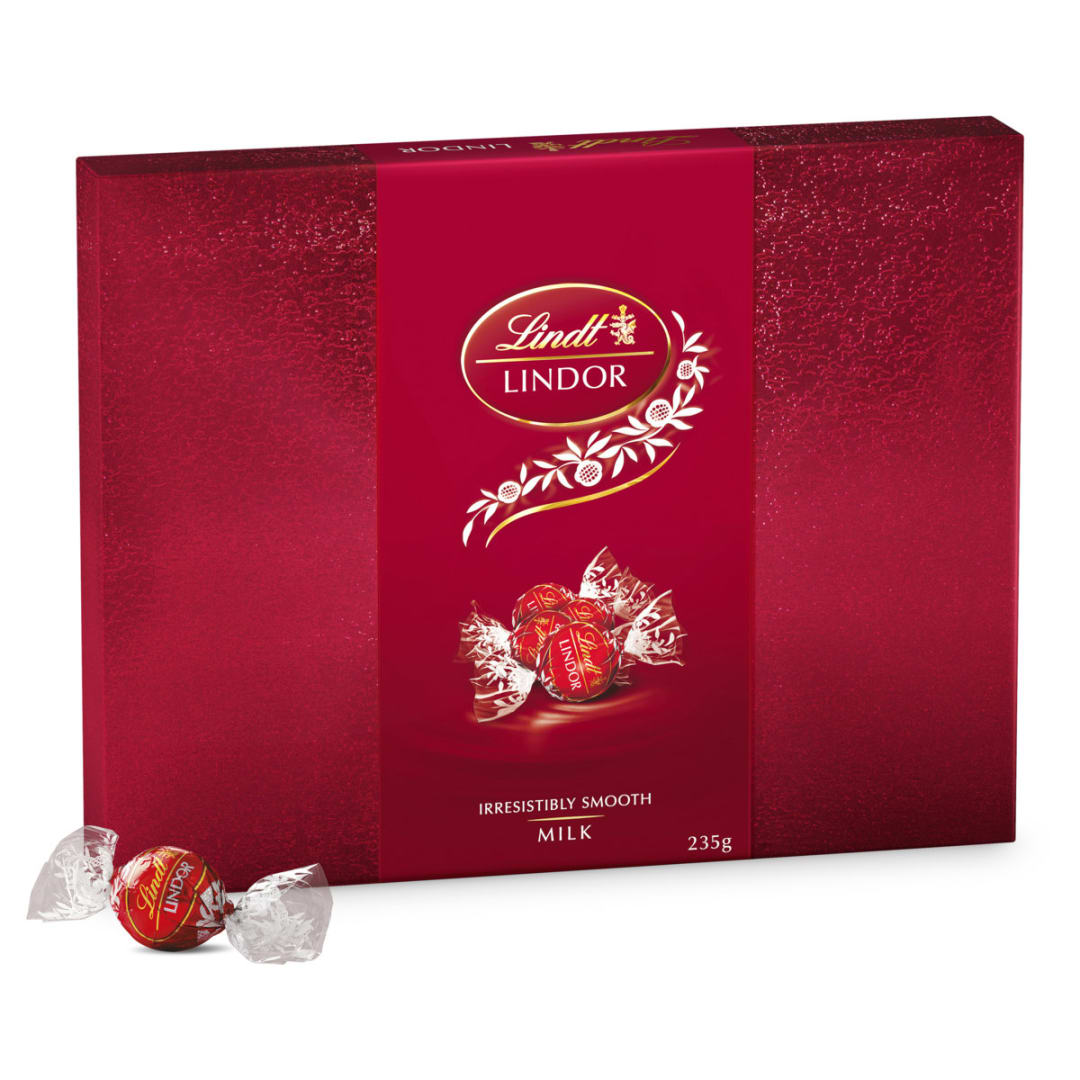 Lindt LINDOR Milk Chocolate Gift Box 235g - Kmart