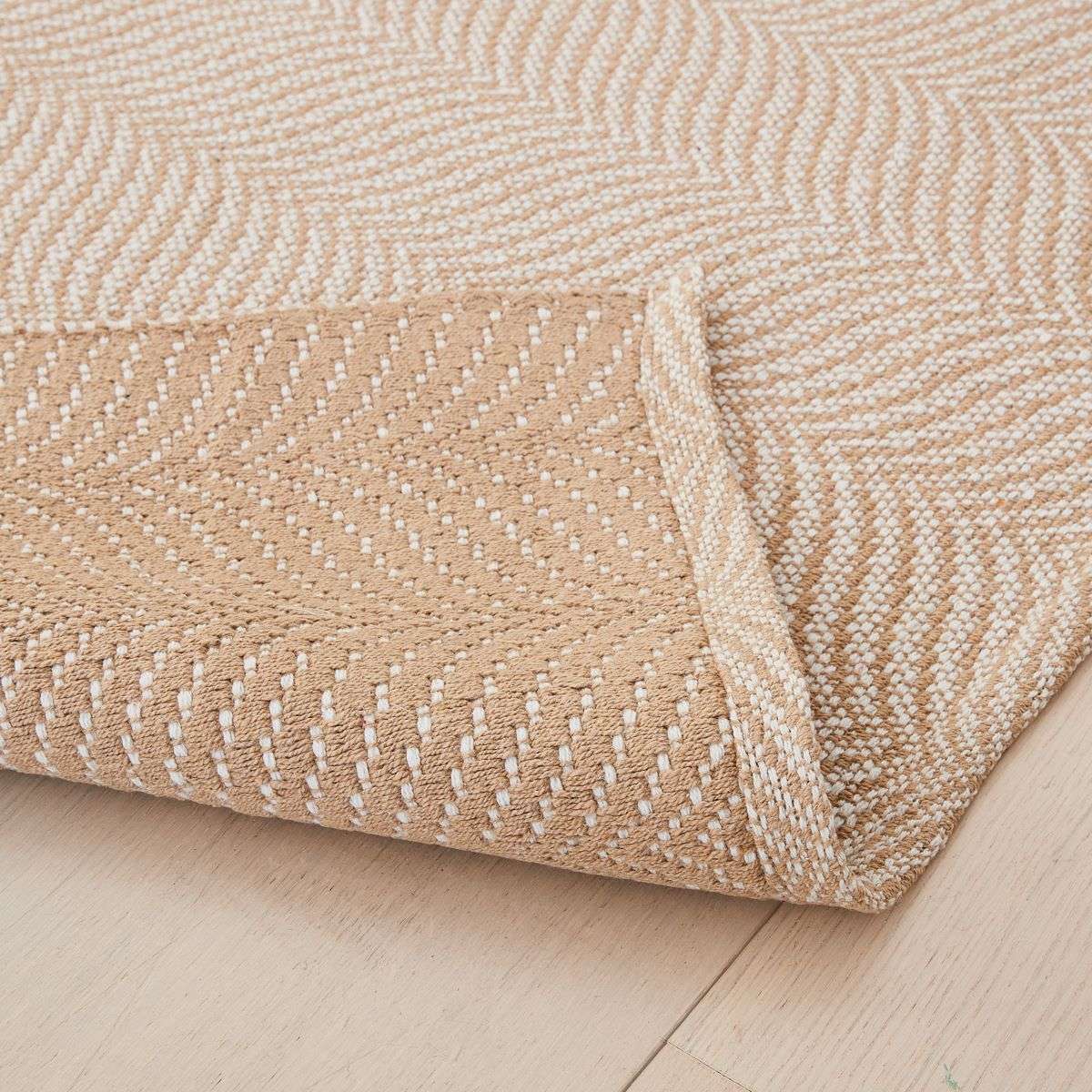 Wave Rug - Medium - 180cm x 133cm - Kmart NZ