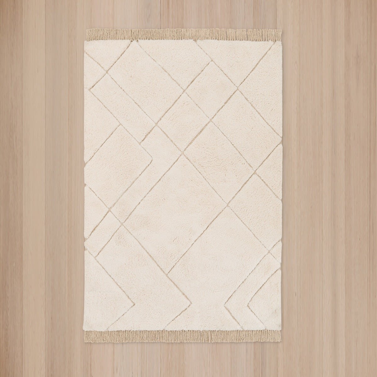 Sophia Rug - White, Large - 235cm x 160cm - Kmart NZ