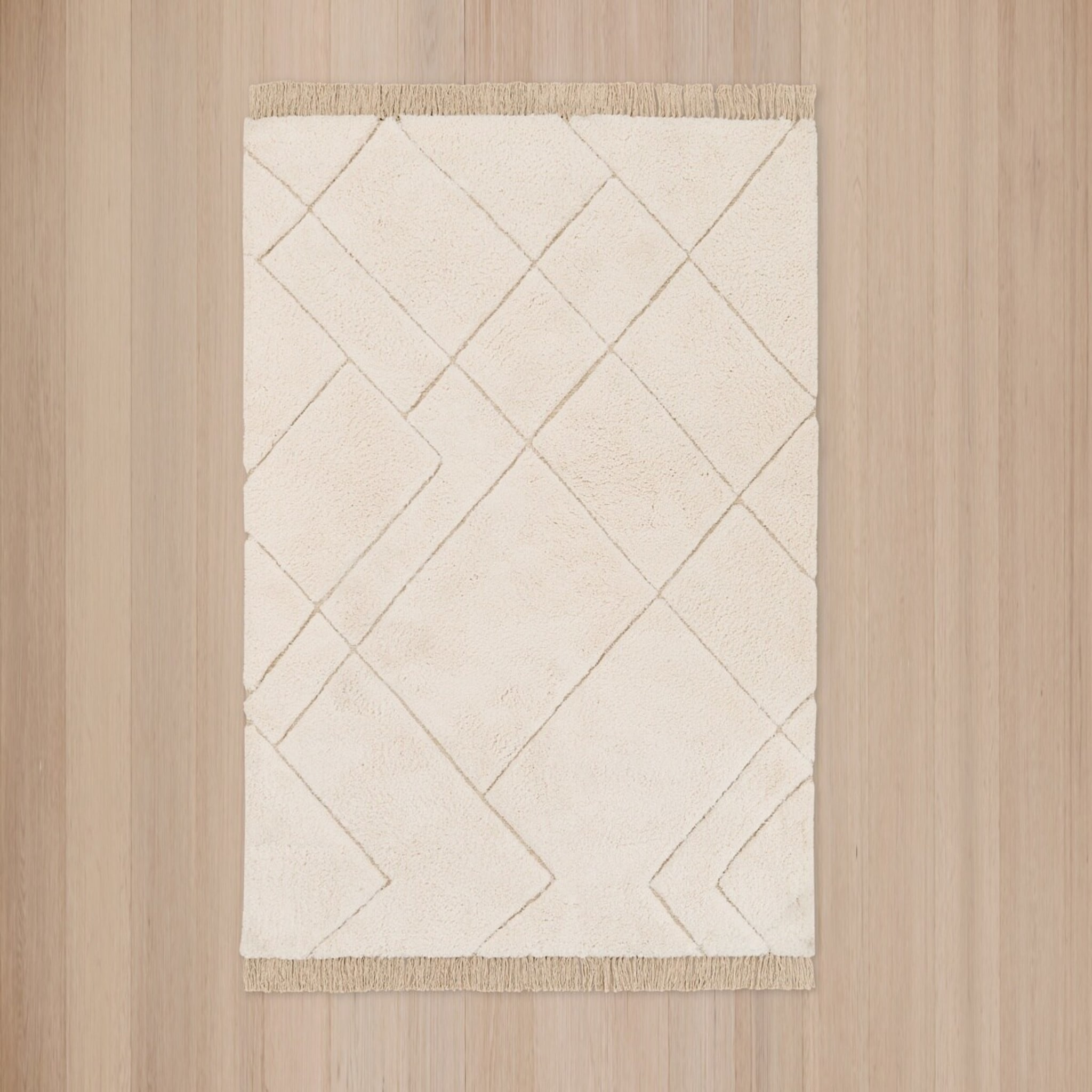Sophia Rug - White, Large - 235cm x 160cm - Kmart NZ
