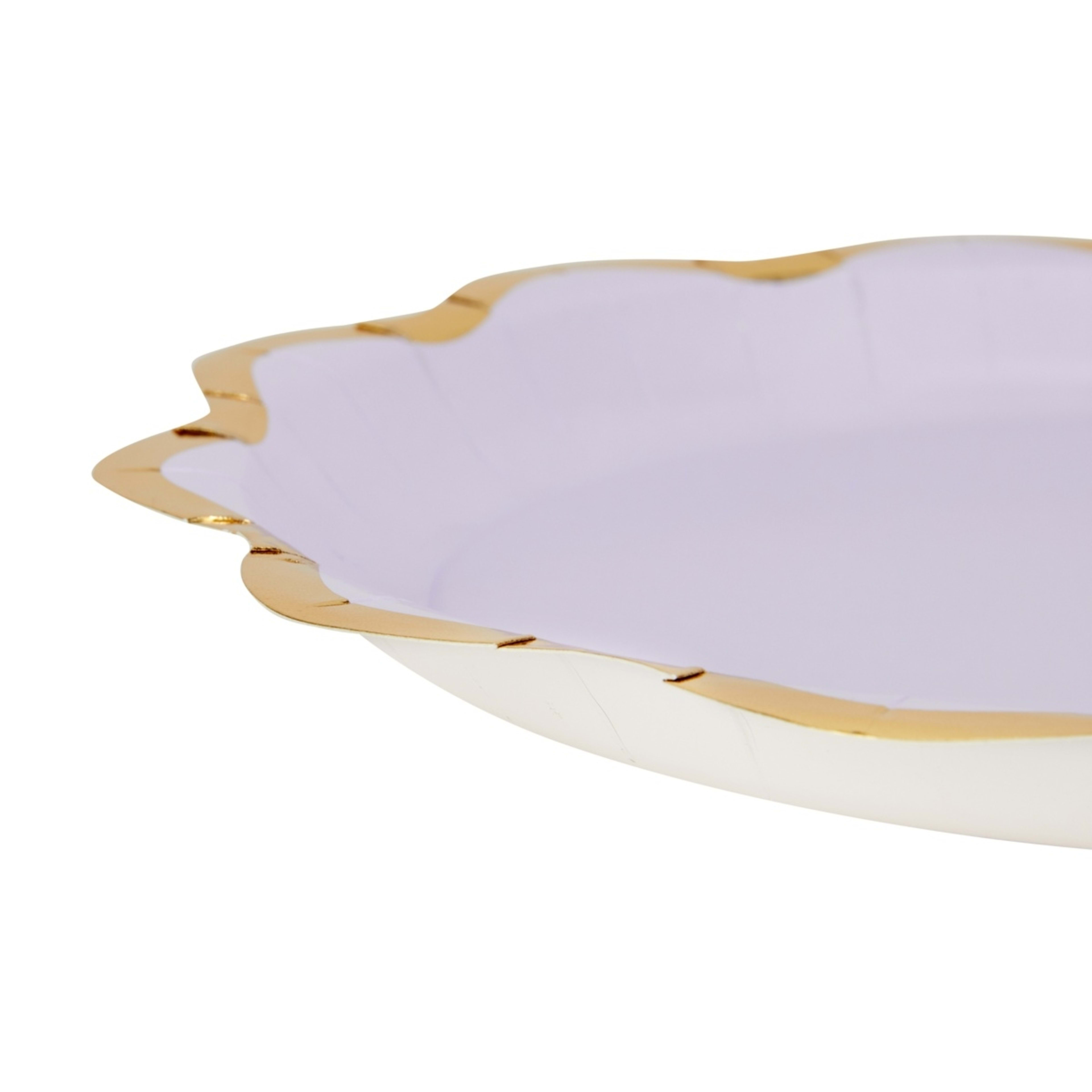 16 Piece Wavy Paper Plates - Kmart