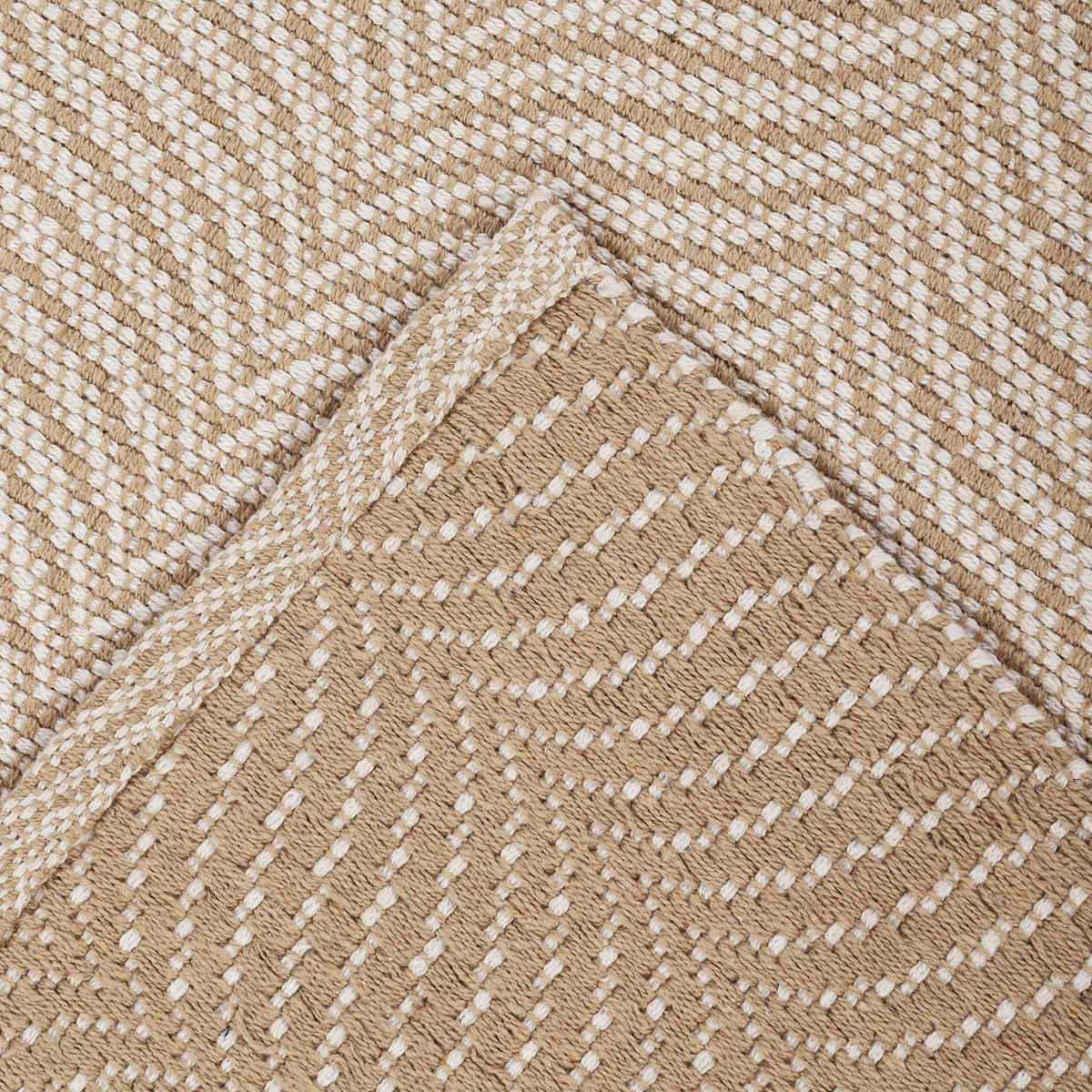 Wave Rug - Large - 235cm x 160cm - Kmart