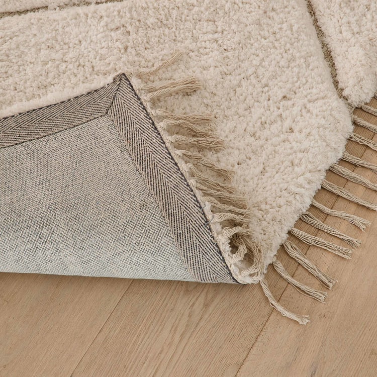 Sophia Rug - White, Extra Large - 270cm x 180cm - Kmart