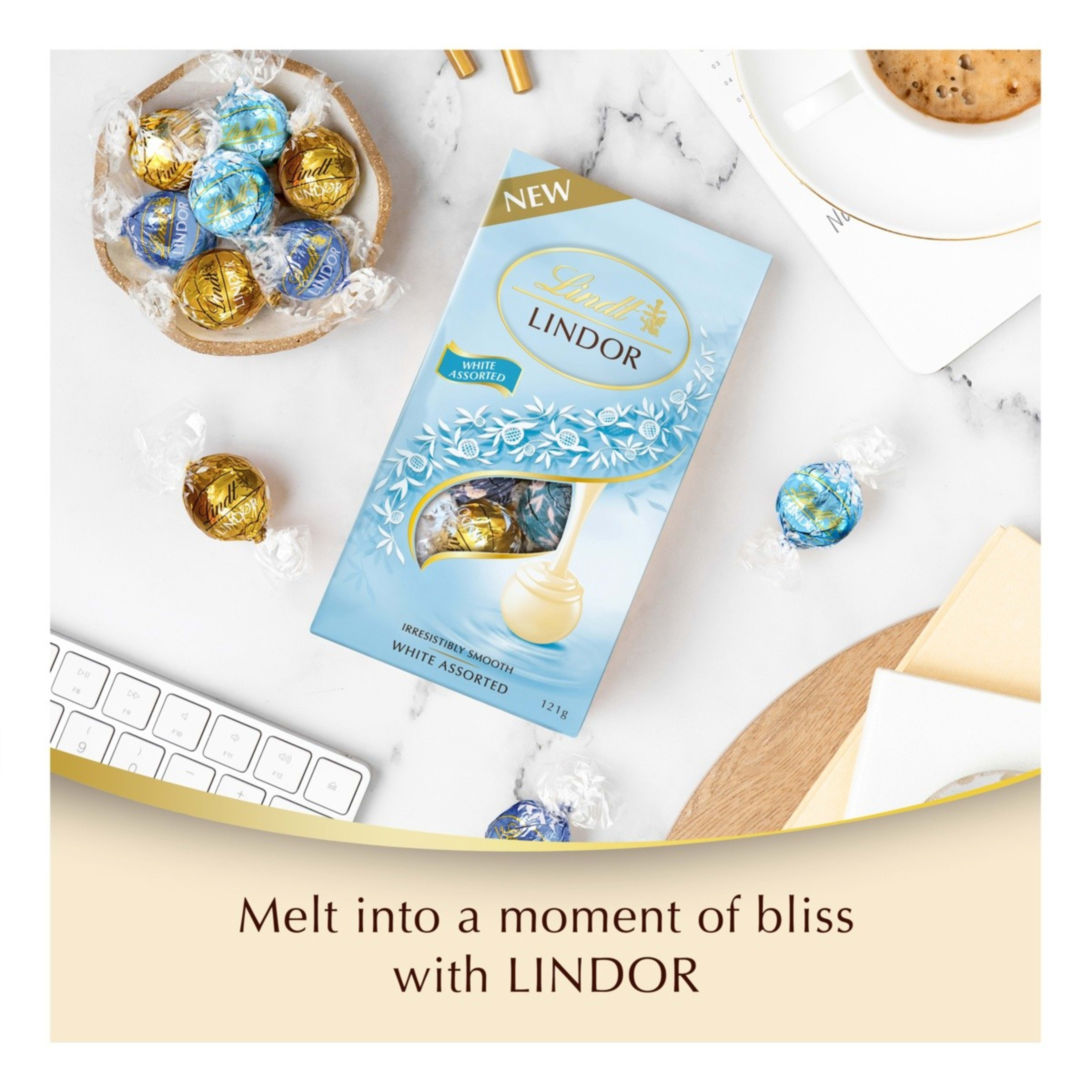Lindt LINDOR Irresistibly Smooth White Assorted Chocolate 121g - Kmart