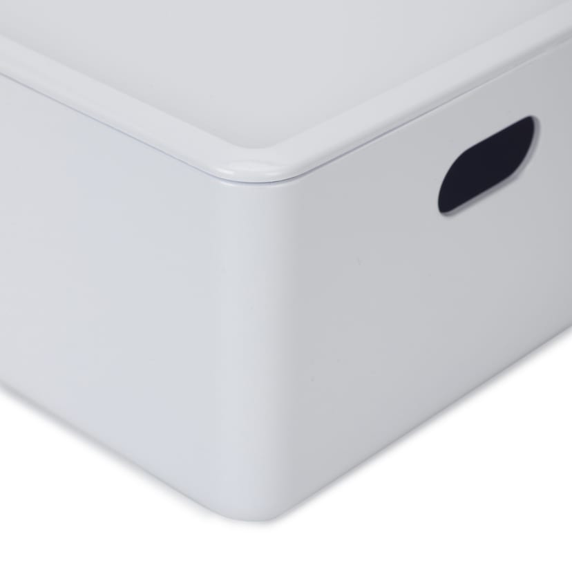 4L Smooth and Shiny Plastic Tub - White - Kmart