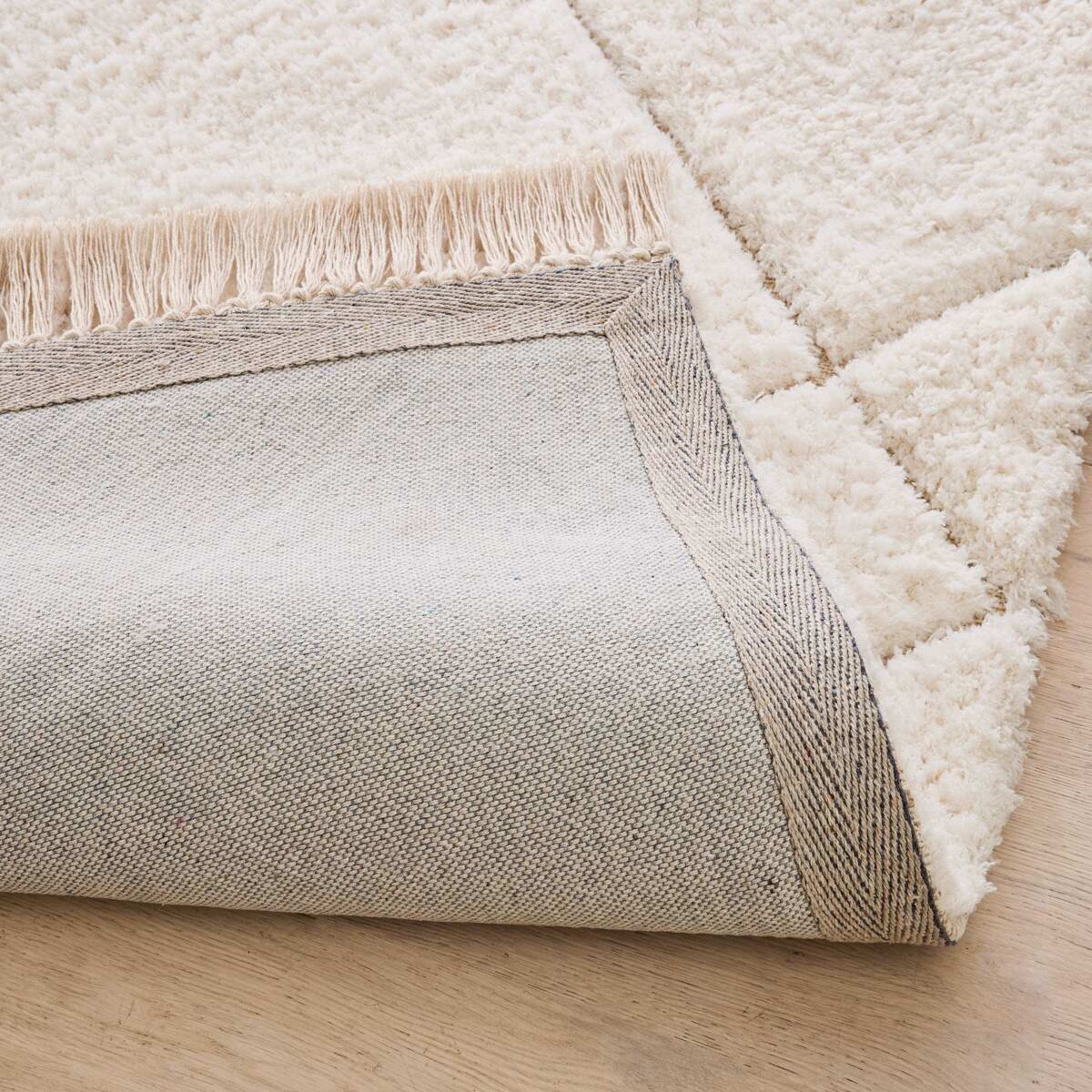 Sophia Rug - White, Extra Extra Large - 300cm x 200cm - Kmart